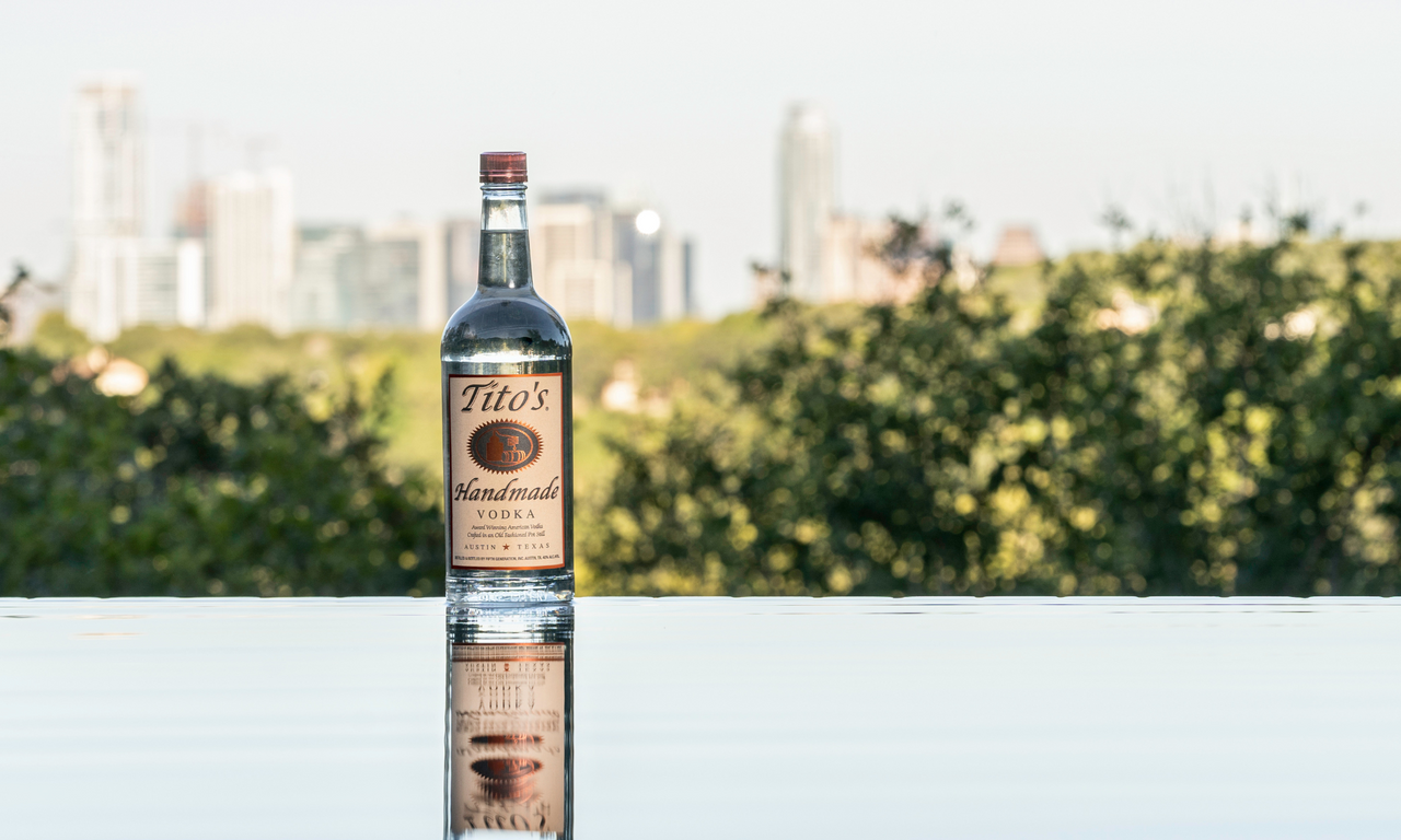 TITO'S HANDMADE VODKA 700ML – ICONIC Beverages